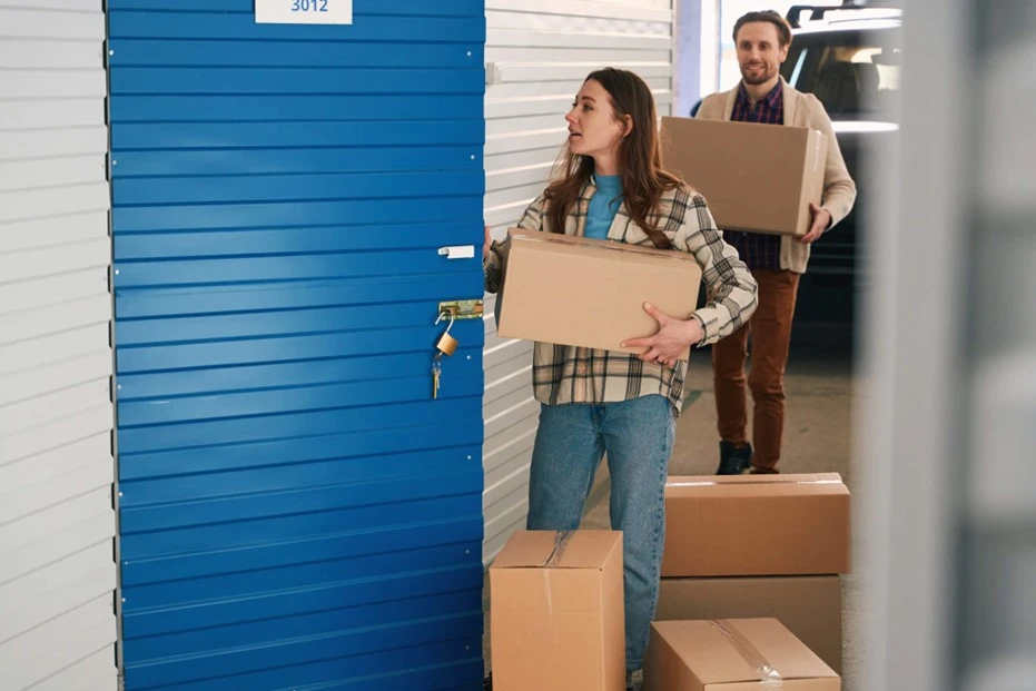 Simplify Moving in Canada with Self Storage Solutions